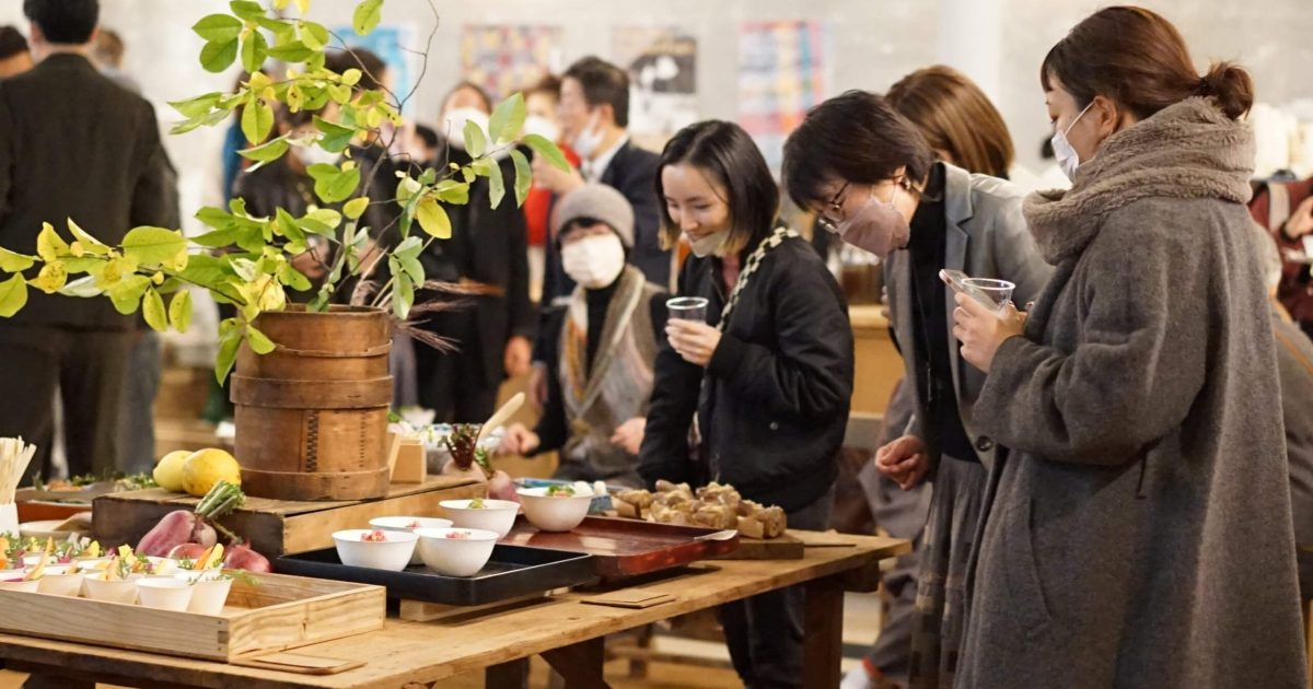 伝統的な織物の産地に生まれたコミュニティ拠点 FabCafe Fujiオープニングパーティーレポート - FabCafe Global